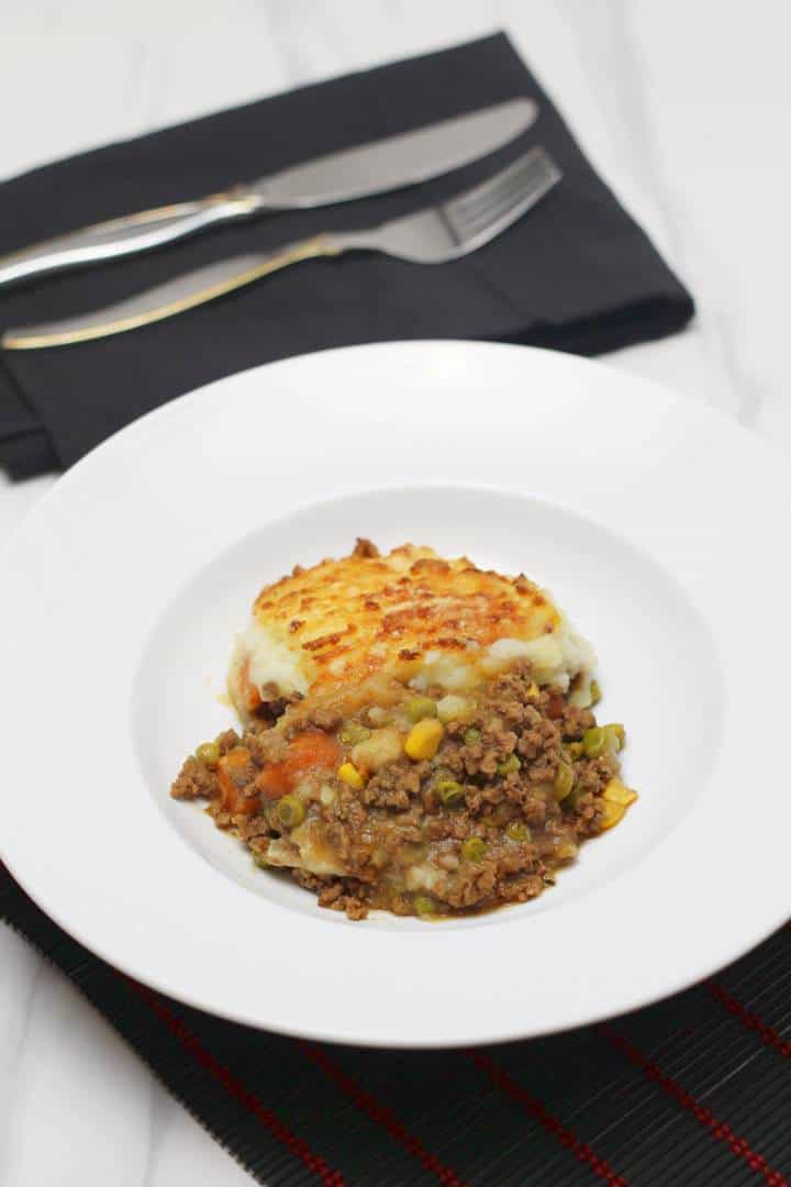 Traditional Cottage Pie Recipe - a classic British dish for the family