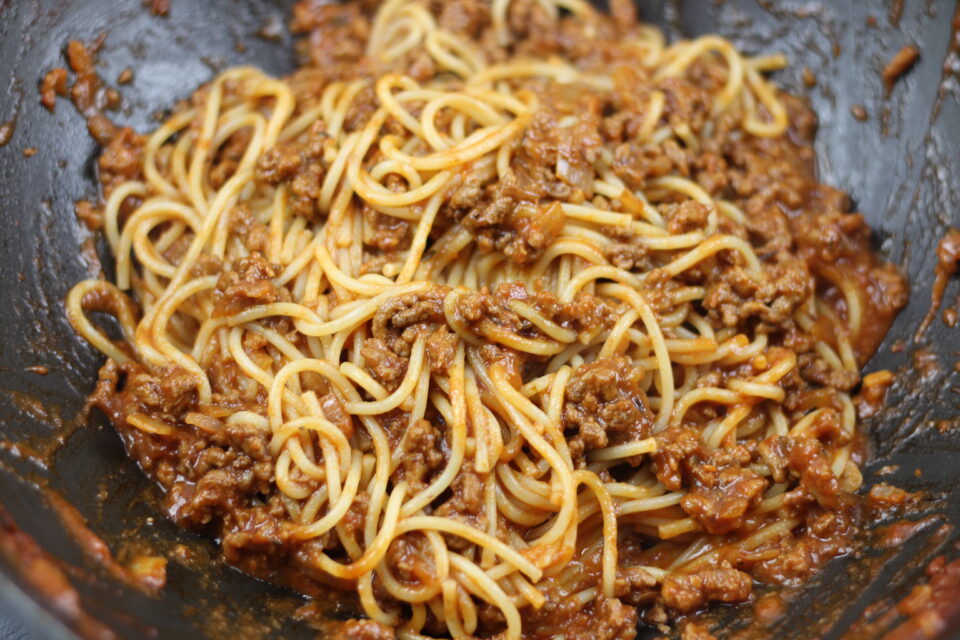 Spaghetti Bolognese Recipe - a quick and easy tasty pasta dish