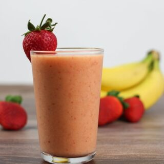 Strawberry Mango Banana Smoothie - a healthy start to the day