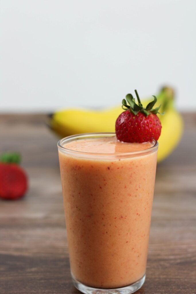 Strawberry Mango Banana Smoothie - a healthy start to the day