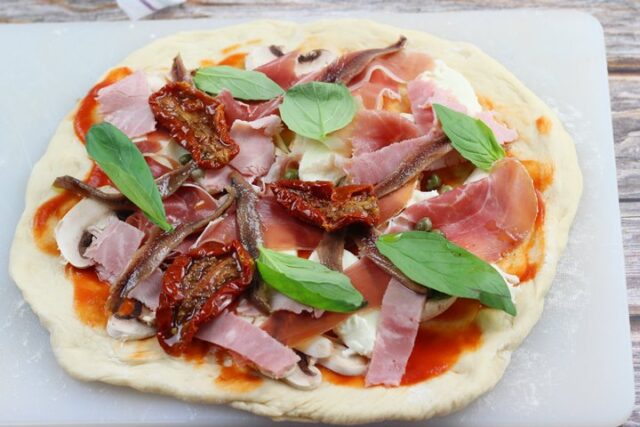 Authentic Italian Pizza - make your own thin Italian pizza dough!