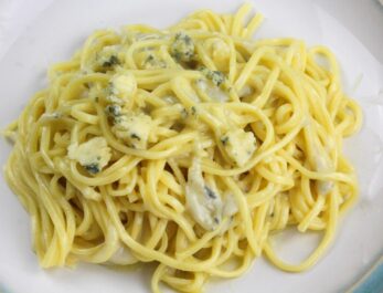 Blue Cheese Pasta - so quick and easy and yet soooooooo good