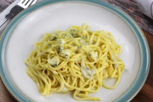 Blue Cheese Pasta - so quick and easy and yet soooooooo good