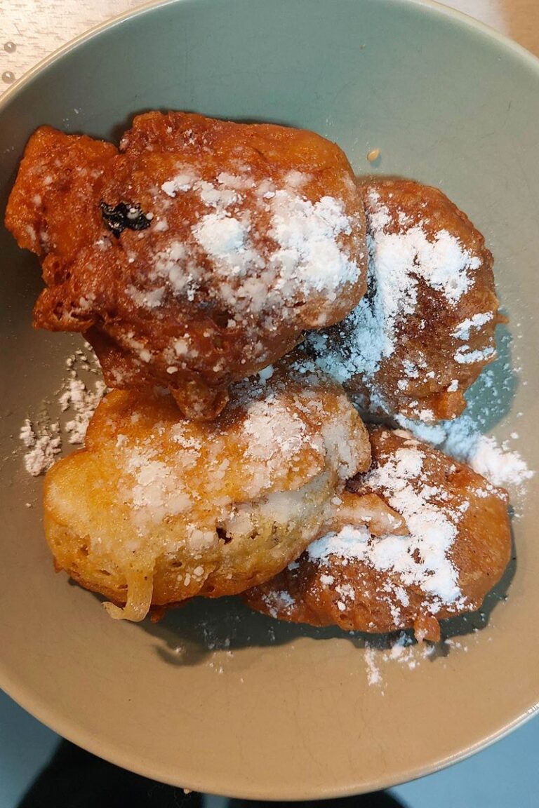 Dutch Oliebollen - a traditional New Year's Treat